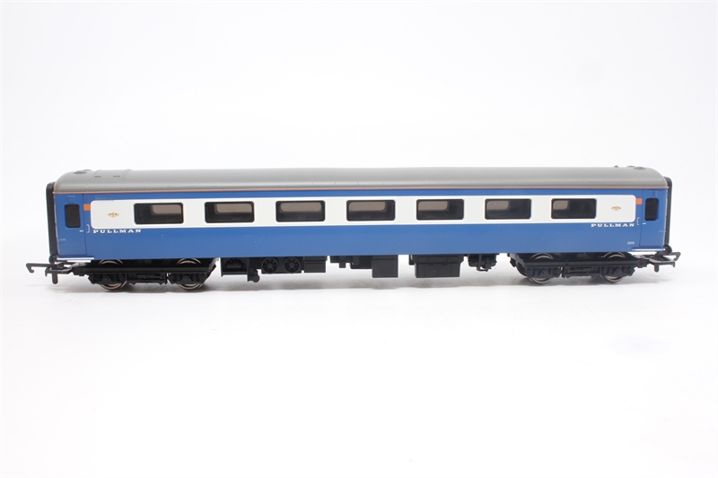 Hornby R1093coach3133 Hornby R1093OT2. Mk2 Pullman Coach - Hattons