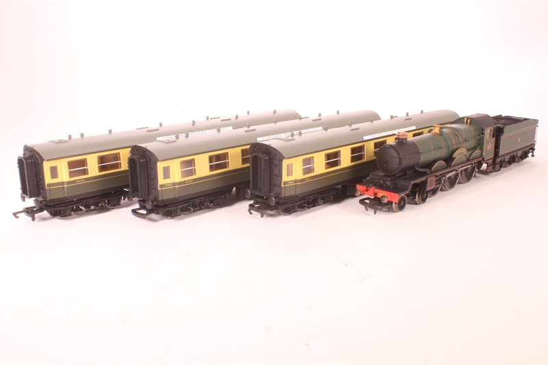 Hornby R1102 Cornish Riviera Express Train Set - Hattons