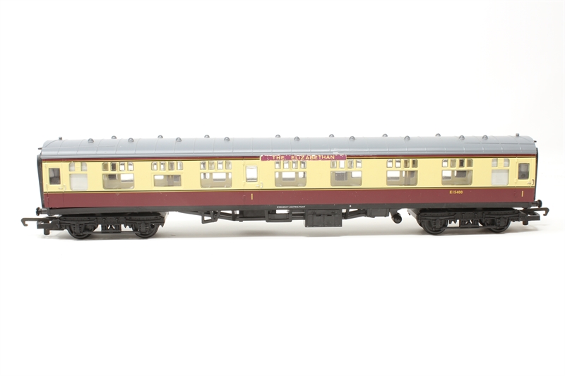 Hornby R2089Coach-E15400 BR MK 1 corridor coach E15400 in BR crimson