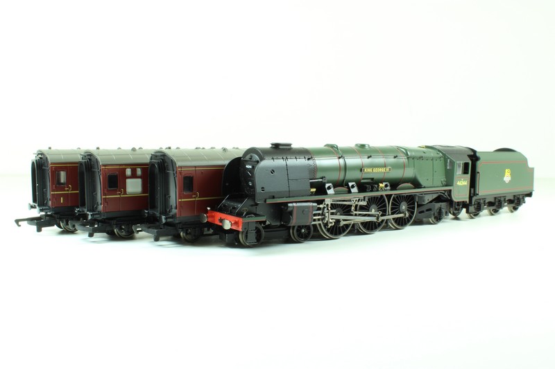 Hornby R2306HX The Caledonian train pack wih 46244 "King George VI" and ...