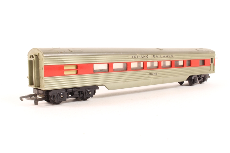 Tri-ang R24 Transcontinental Coach 10724, 20425 - Hattons