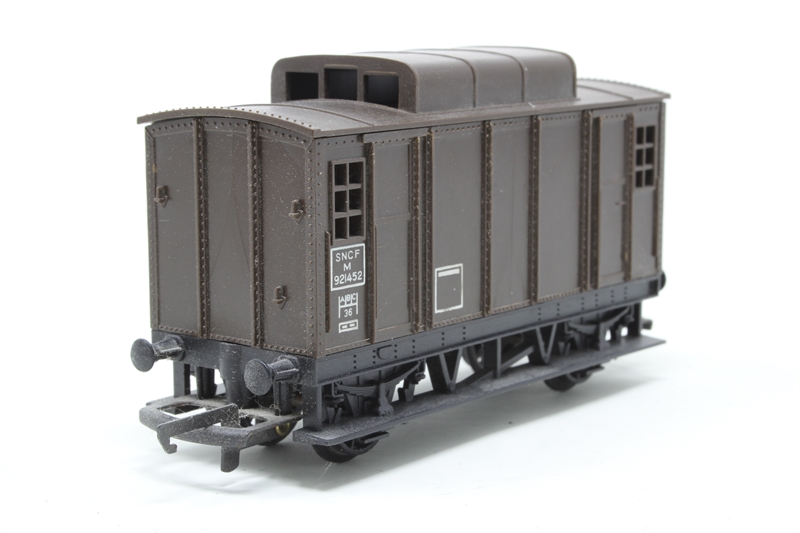 Tri-ang R262A Continental Guards Van M921452