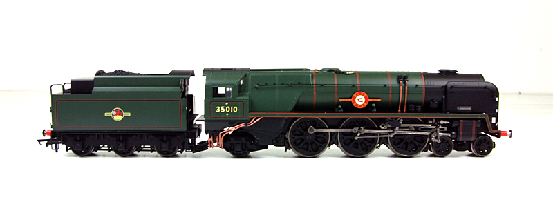 Hornby R2710HX Merchant Navy class 4-6-2 35010 "Blue Star" loco ...