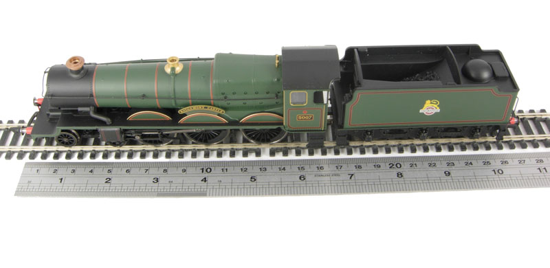 Hornby R2795M.Loco Castle Class 4-6-0 "Rougemont Castle" - Hattons