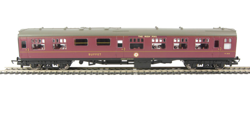 Hornby R2796M.Coaches Set of 3 Mk1 coaches from "The Irish - Hattons