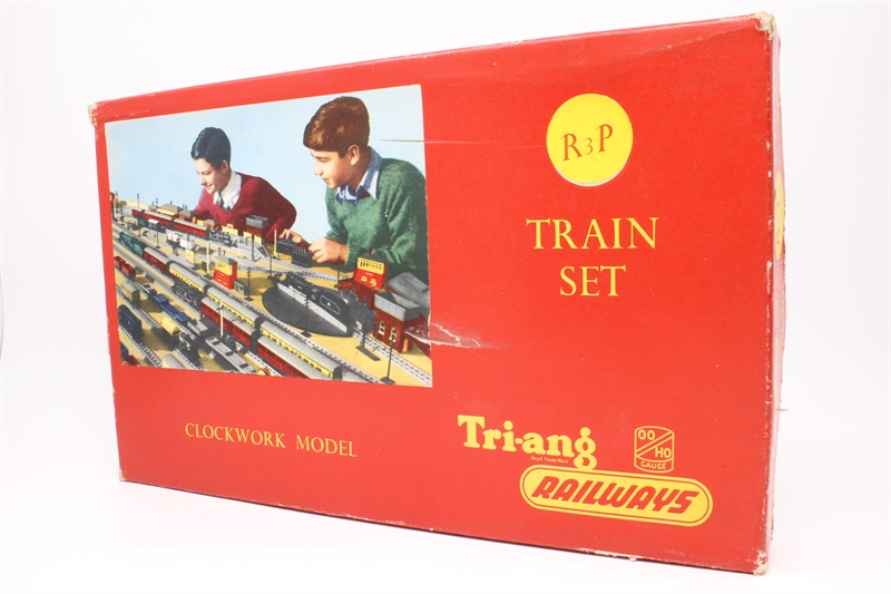 Tri-ang R3.P Suburban Passenger Train Set - Hattons