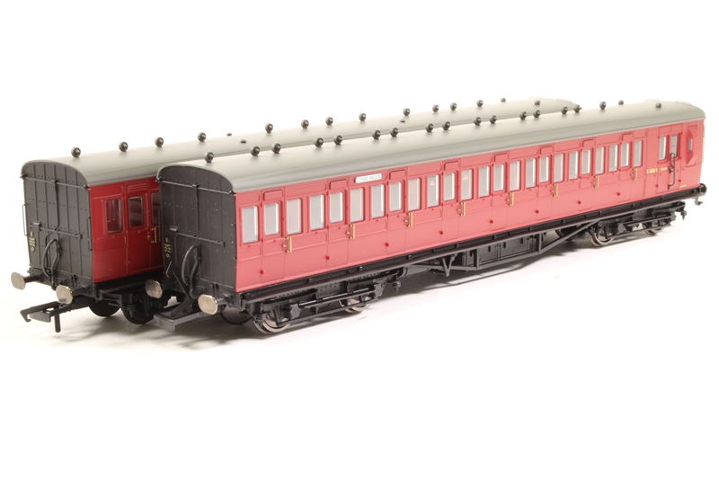 Hornby R3398Coaches Pack of Two Ex-LSWR Coaches in BR - Hattons