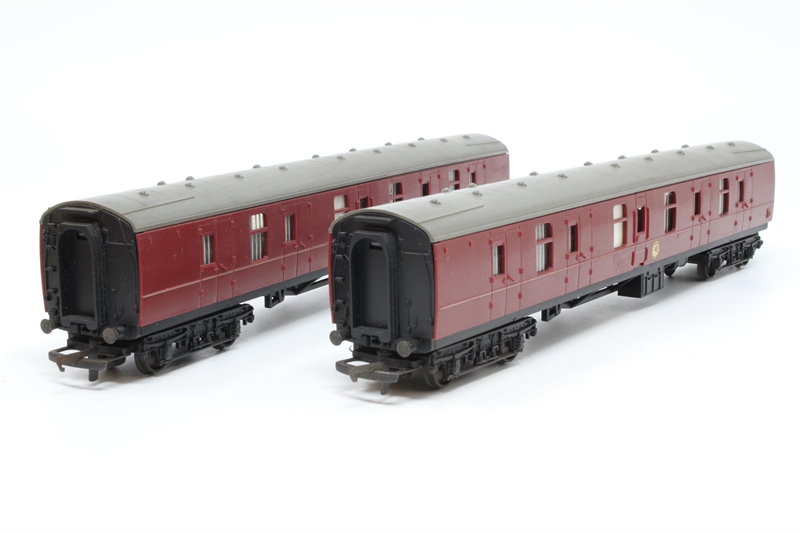 Tri-ang R387D B.R Full Parcels Brake Coaches x 2 - Assembly Pack 80532,