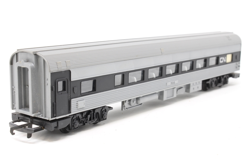 Tri-ang R444CN Canadian National Passenger Car 300 303 - Hattons