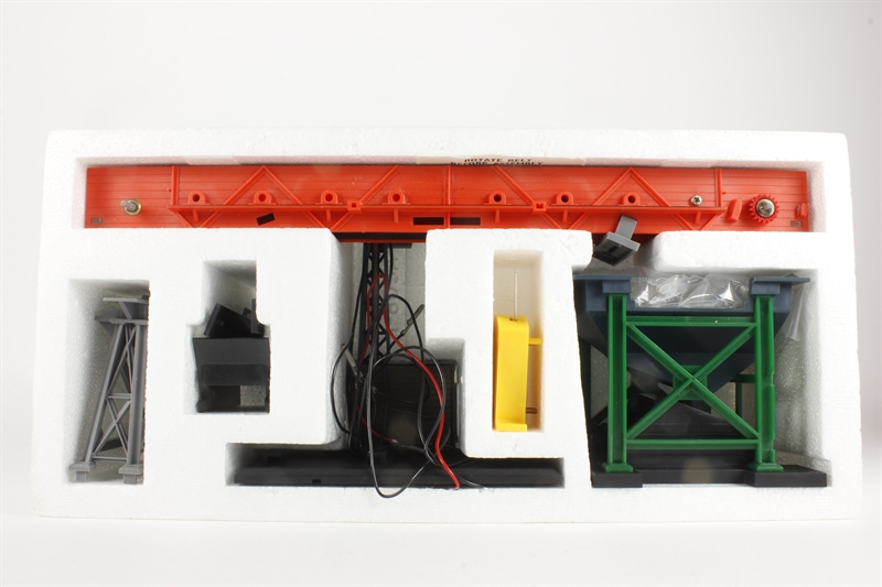 Hornby R515 Operating conveyor set - Hattons