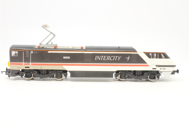 Hornby R585-91001 Class 91 91001 'Swallow' in Intercity Swallow livery