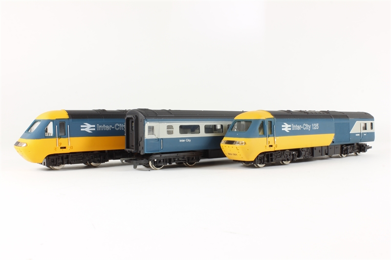 Hornby R685-issue1 Class 43 InterCity 125 Train Set - Hattons