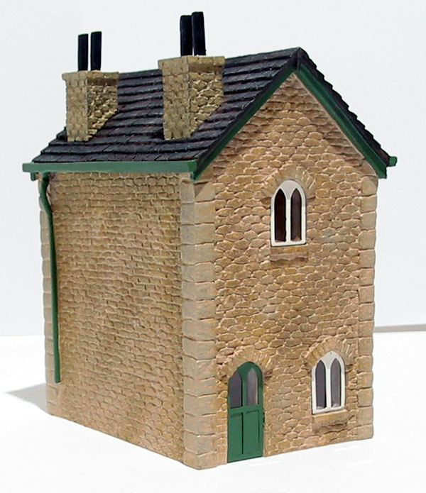 Hornby R9218 Maithwaite station house (resin) (Thomas the - Hattons