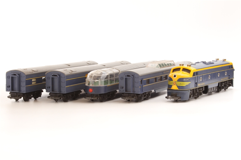 Tri-ang RS14TRI Transcontinental Diesel train set - Hattons