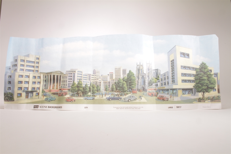 Peco Products SK-17 Scenic Background - City Centre - 228 x 737mm ...