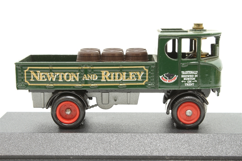 Lledo SL88000 Sentinel DG4 steam wagon Coronation Street - Hattons
