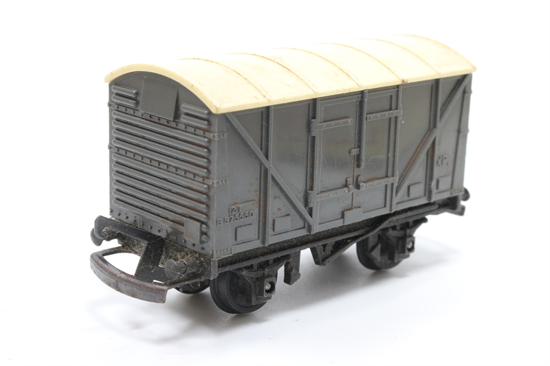 Tri-ang T71A 12T Goods Van - grey - Hattons