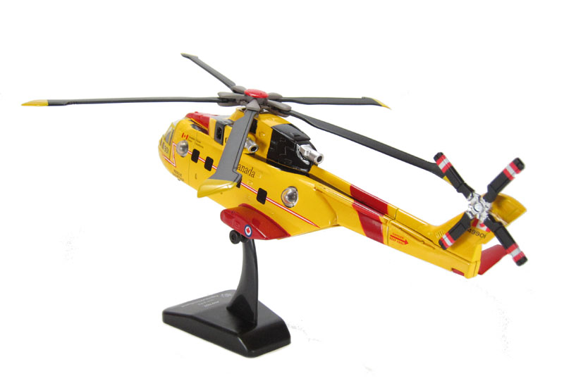 New Ray THL25513 AW101 Agusta-Westland Cormorant (Merlin) - Hattons