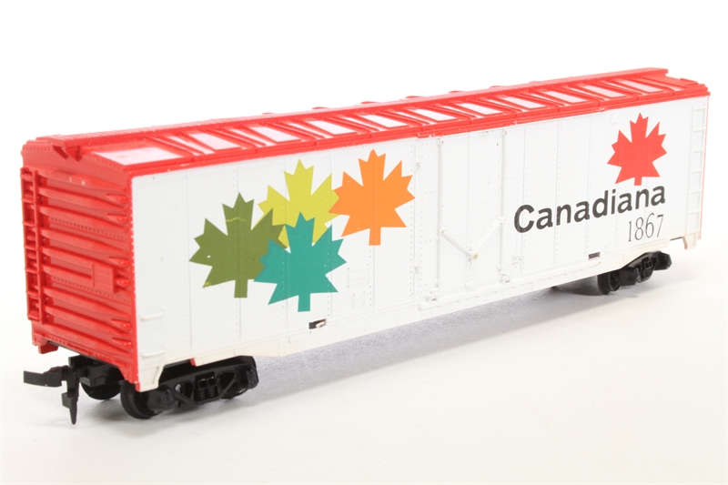 Tyco TY365E 50' Box Car - Canadiana