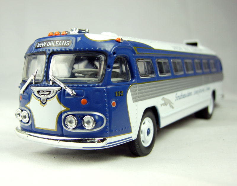 Corgi US54207.(C) Flexible Clipper with Greyhound Lines - Hattons