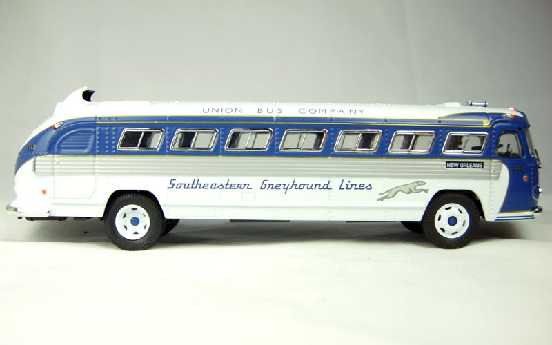 Corgi US54207.(C) Flexible Clipper with Greyhound Lines - Hattons