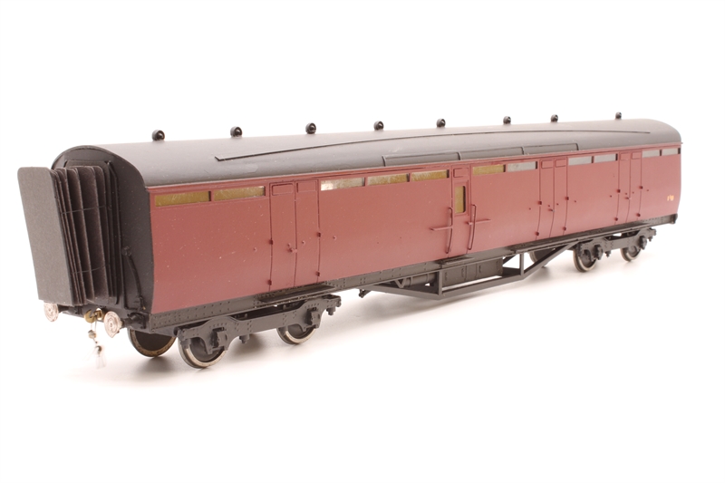 The Wagon & Carriage Works WW211 LNER Thompson full brake coach - brass