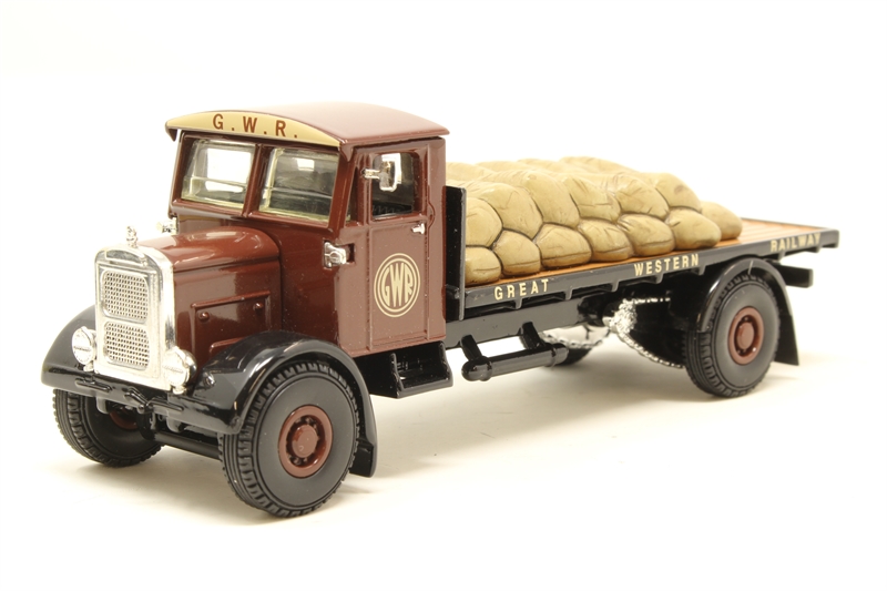 Matchbox YYM36831 1934 Scammell Rigid 4 Wheeler 'GWR' - Hattons