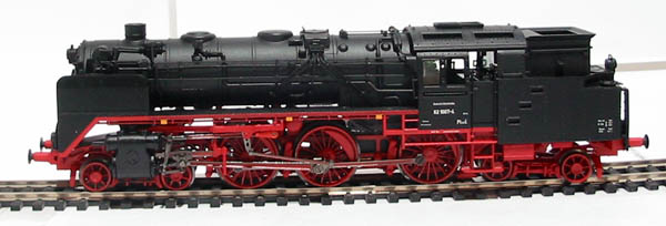 Liliput L106222 Class BR62 4-6-4 Tank loco of the German DDR in black