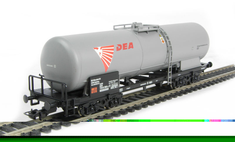 Liliput L225831 Tank wagon of the DB in "DEA" livery - Hattons